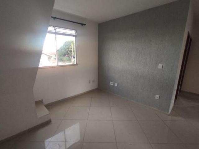 Apartamento à venda em Maria Virgínia