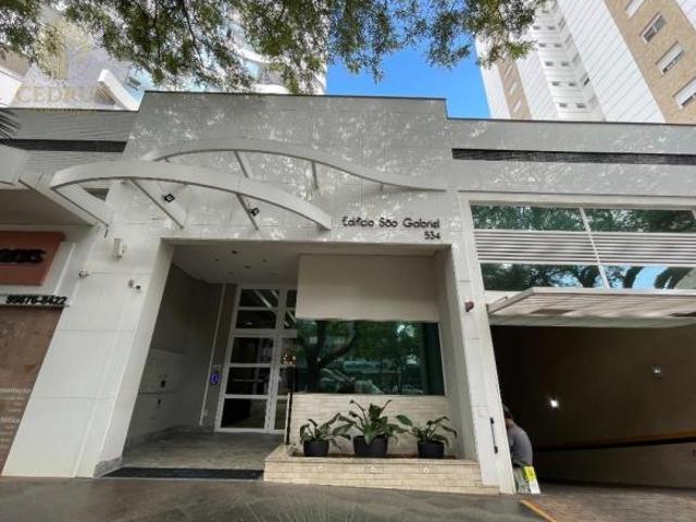 Apartamento à venda em Maringá, Av. Pedro Taques, com 2 quartos, 73 m², porteira fechada e 2 vagas
