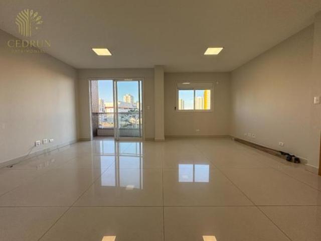 Apartamento à venda em Maringá, Zona 07, com 3 quartos, 136 m², Terra Brasilis próximo ao Avenida Ce