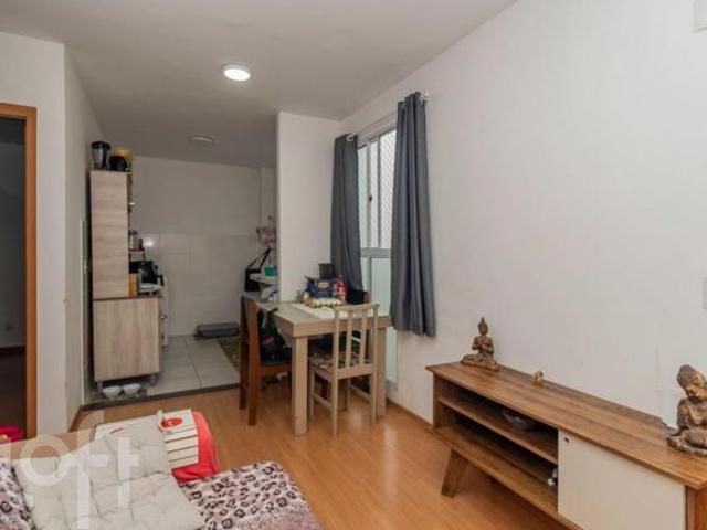 Apartamento à venda em Mário Quintana com 45 m², 2 quartos, 1 vaga