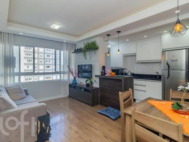 Apartamento à venda em Mário Quintana com 48 m², 2 quartos, 1 vaga