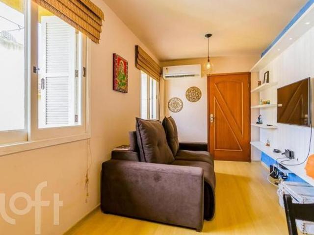 Apartamento à venda em Menino Deus com 41 m², 2 quartos