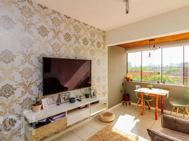 Apartamento à venda em Menino Deus com 64 m², 2 quartos, 1 vaga