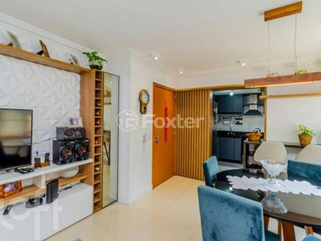 Apartamento à venda em Menino Deus com 66 m², 2 quartos, 1 suíte, 1 vaga