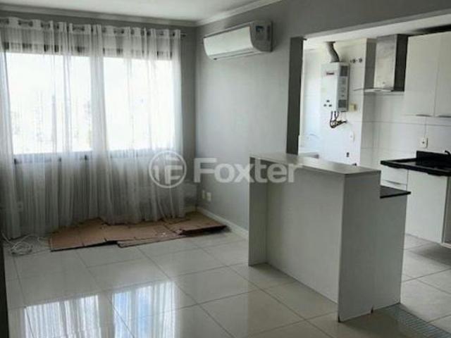Apartamento à venda em Menino Deus com 68 m², 2 quartos, 1 suíte, 2 vagas