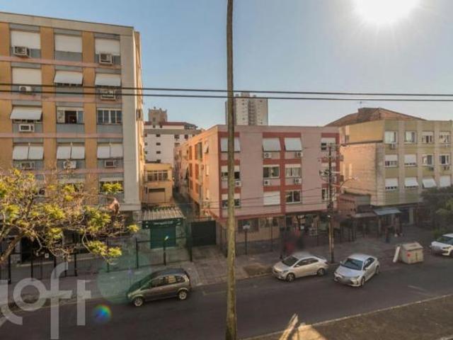 Apartamento à venda em Menino Deus com 72 m², 2 quartos