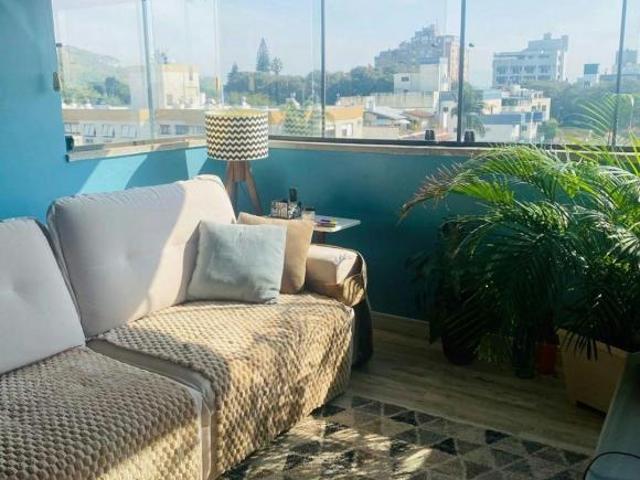 Apartamento à venda em Menino Deus com 77 m², 2 quartos, 1 vaga