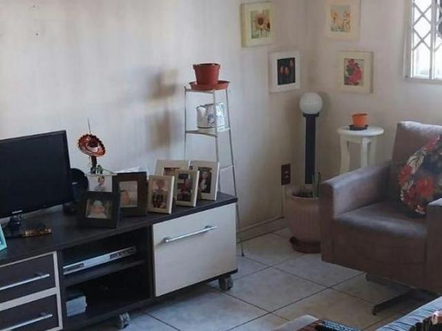 Apartamento à venda em Menino Deus com 86 m², 2 quartos, 1 suíte, 1 vaga