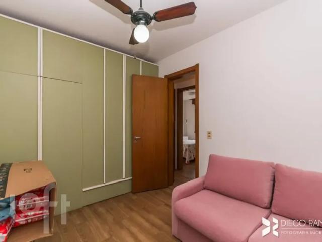 Apartamento à venda em Menino Deus com 93 m², 3 quartos, 1 suíte, 1 vaga
