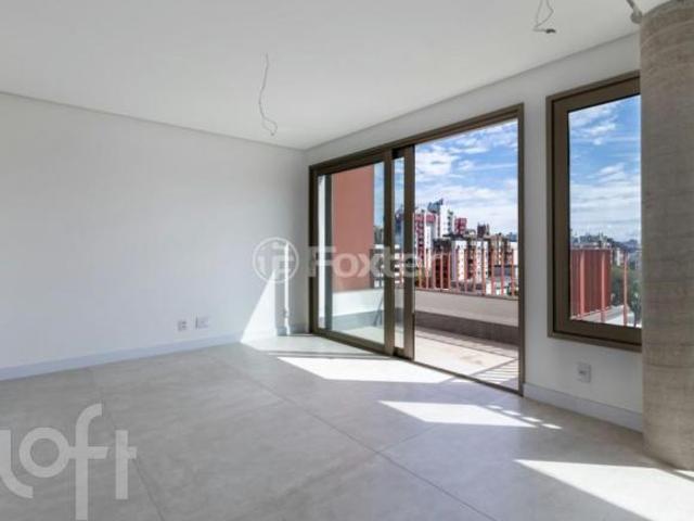 Apartamento à venda em Menino Deus com 91 m², 2 quartos, 2 suítes, 2 vagas