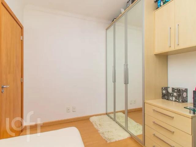 Apartamento à venda em Menino Deus com 95 m², 3 quartos, 1 suíte, 2 vagas