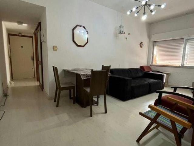 Apartamento à venda em Menino Deus com 98 m², 3 quartos