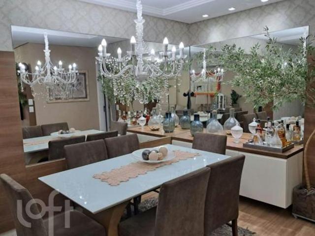 Apartamento à venda em Menino Deus com 105 m², 3 quartos, 1 suíte, 1 vaga