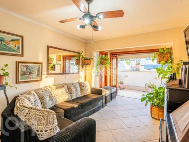 Apartamento à venda em Menino Deus com 170 m², 3 quartos, 1 suíte, 2 vagas