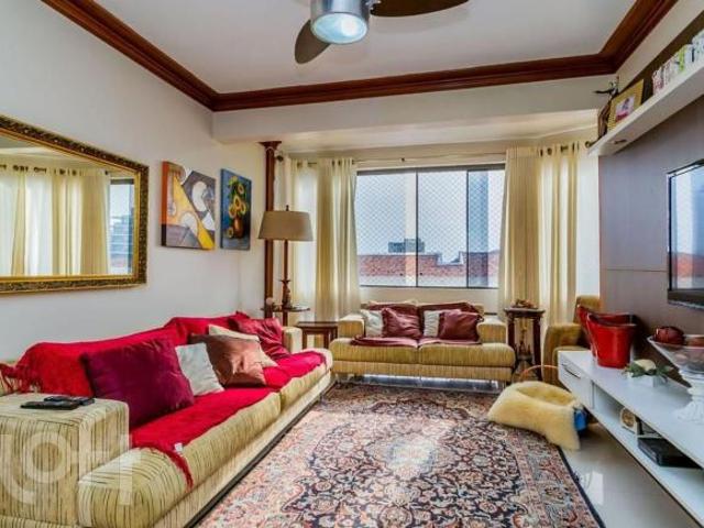 Apartamento à venda em Menino Deus com 204 m², 3 quartos, 1 suíte, 2 vagas