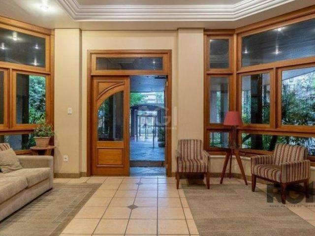 Apartamento à venda em Menino Deus, Porto Alegre RS com infra completa