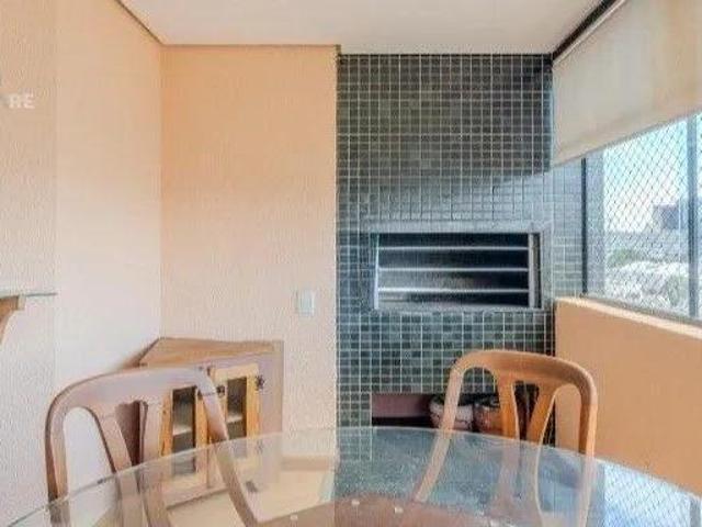 Apartamento à venda em Menino Deus