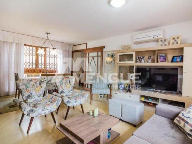 Apartamento à venda em Menino Deus
