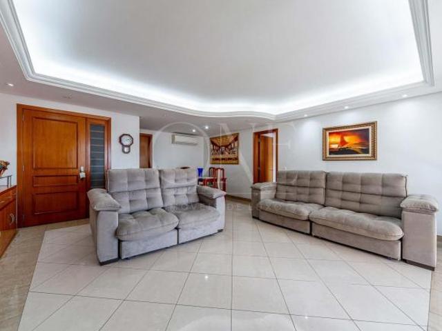 Apartamento à venda em Menino Deus