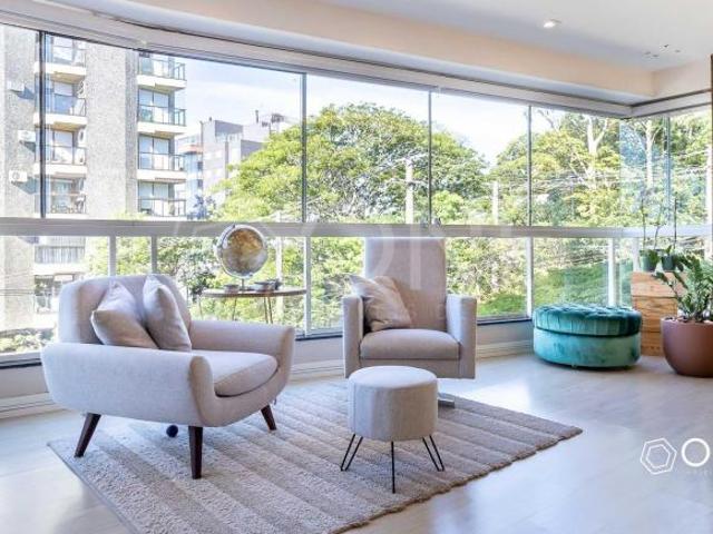 Apartamento à venda em Menino Deus