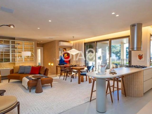 Apartamento à venda em Mercês