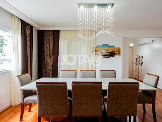 Apartamento à venda em Mercês