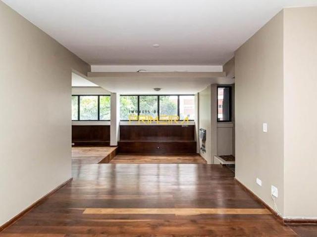 Apartamento à venda em Mercês
