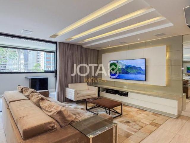 Apartamento à venda em Mercês