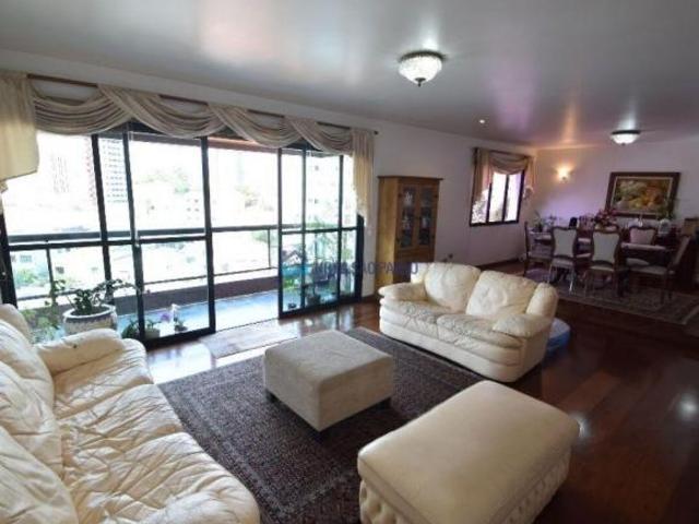 Apartamento à venda em Mirandópolis 4 quartos, 2 suítes, 4 vagas a 800 m do Metr