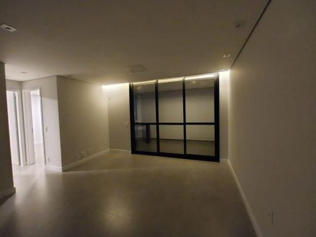 Apartamento à venda em Mirandópolis com 65 m², 2 quartos, 1 vaga