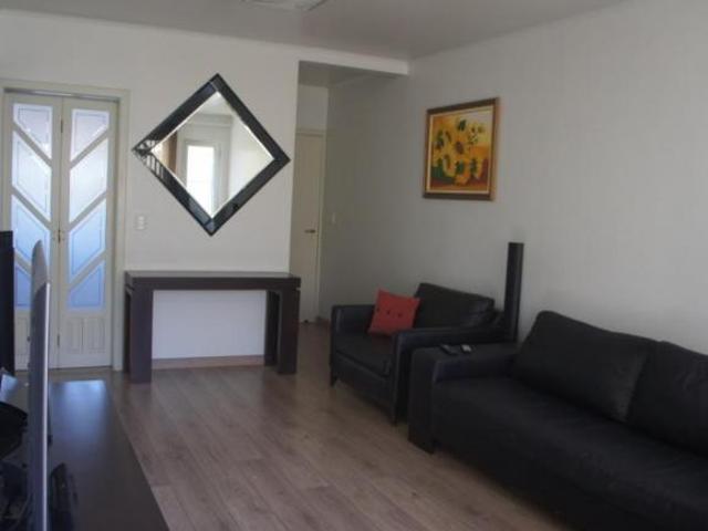 Apartamento à venda em Mirandópolis, São Paulo SP: 2 quartos, 1 sala, 2 banheiros, 1 vaga de garagem