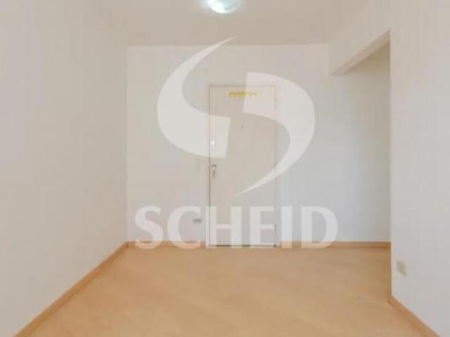 Apartamento á Venda em Moema com 45m², 1 quarto, 1 vaga