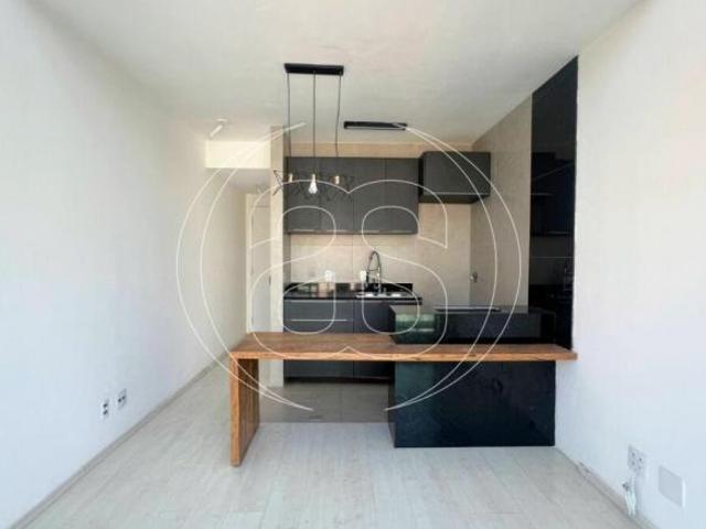 APARTAMENTO À VENDA EM MOEMA COM 45m², 1 QUARTO e 1 VAGA DE GARAGEM