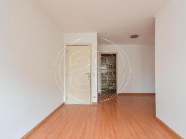 APARTAMENTO À VENDA EM MOEMA COM 82m², 3 QUARTOS e 1 VAGA DE GARAGEM