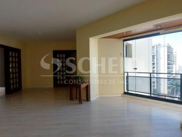 Apartamento à venda em Moema com 115m² 2 vagas de garagem ao lado do Shopping Ibirapuera