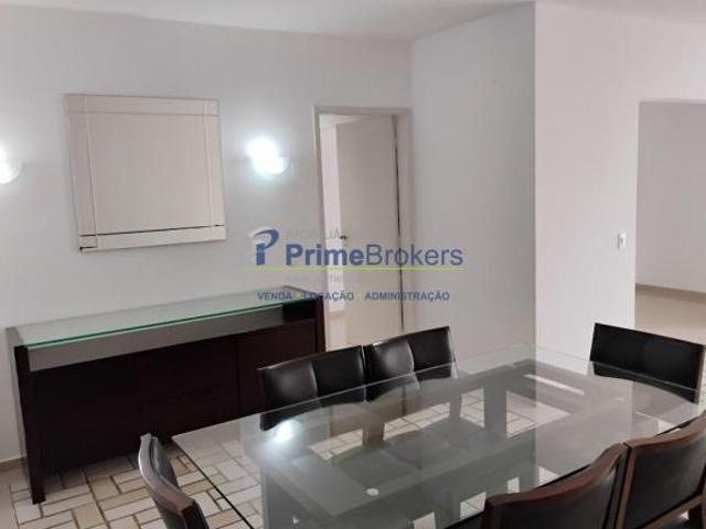 Apartamento à venda em Moema com 120m², 3 quartos e 2 vagas