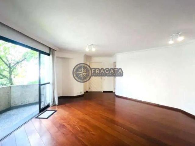 Apartamento à venda em Moema com 134 m², 3 dormitórios 1 suíte e 2 vagas de garagem