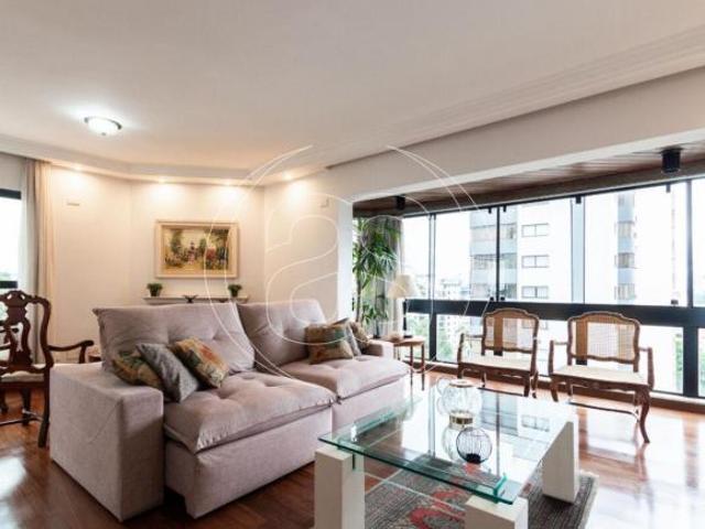 APARTAMENTO À VENDA EM MOEMA COM 163M², 3 SUÍTES E 3 VAGAS DE GARAGEM