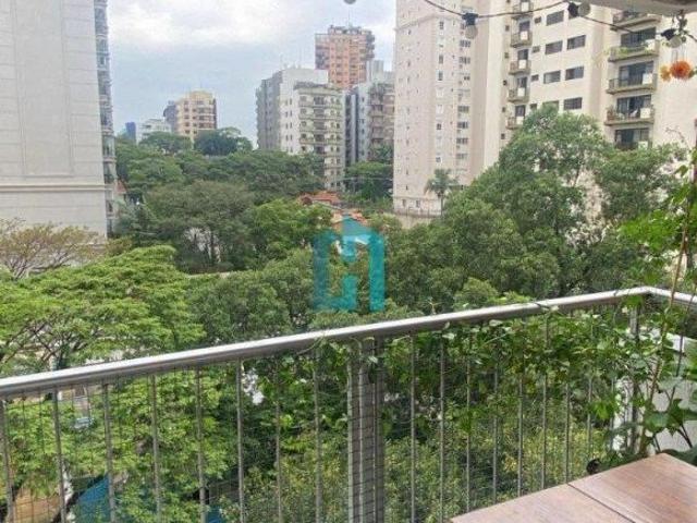 Apartamento a venda em Moema, com 1 dormitório, 1 vaga de garagem