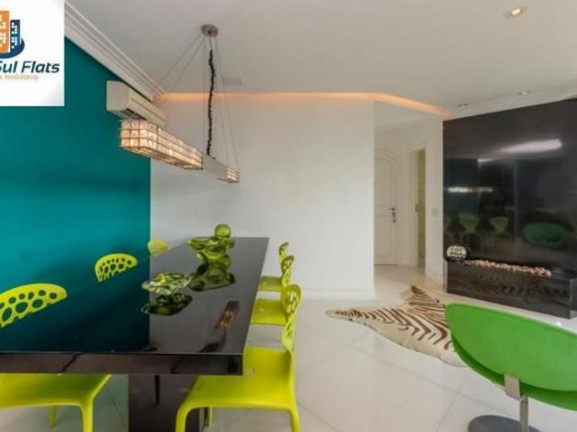 Apartamento à Venda Em Moema Com 1 Suíte e 2 Vagas Reformado e Mobiliado