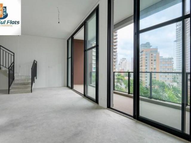 Apartamento à Venda Em Moema Com 1 Suíte, 2 Banheiros e 1 Vaga Varanda