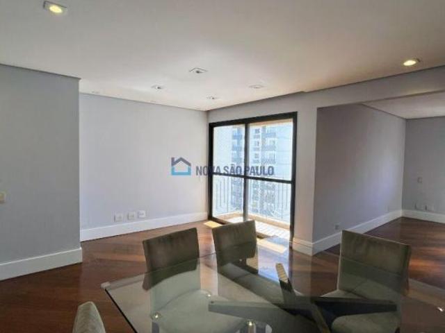 Apartamento à venda em Moema com 3 Quartos 1 Suíte e 2 Vagas