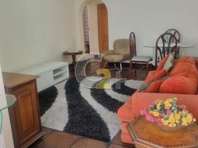 Apartamento à venda em Moema, com 2 quartos e 1 vaga de garagem