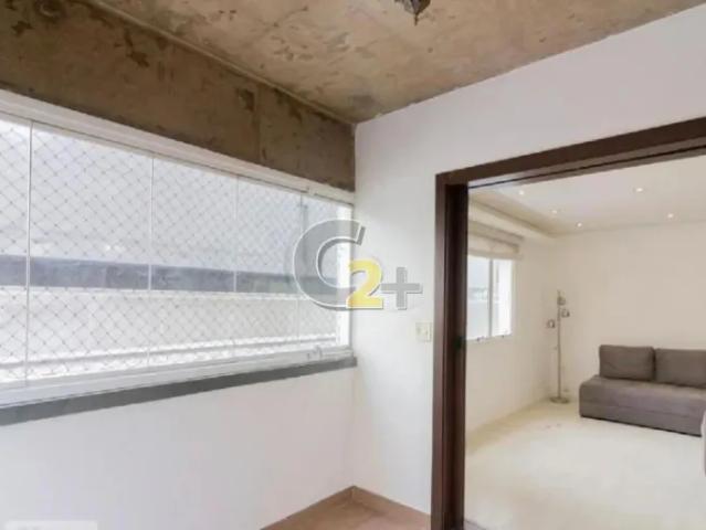 Apartamento à venda em Moema com 2 quartos e 1 vaga de garagem