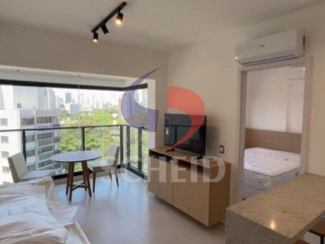 Apartamento á Venda em Moema com 38m², 1 quarto sendo 1 suíte, 1 vaga
