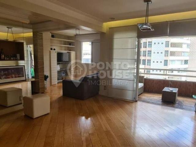 Apartamento à venda em Moema com 3 dormitórios, 1 suíte, 2 vagas