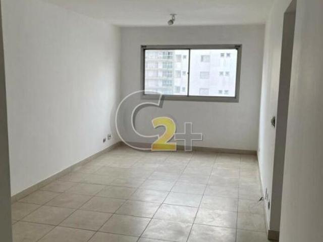 Apartamento à venda em Moema com 3 quartos e 1 vaga