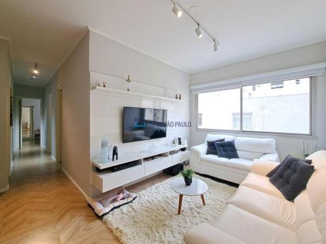 Apartamento à venda em Moema com 3 quartos Mobiliado