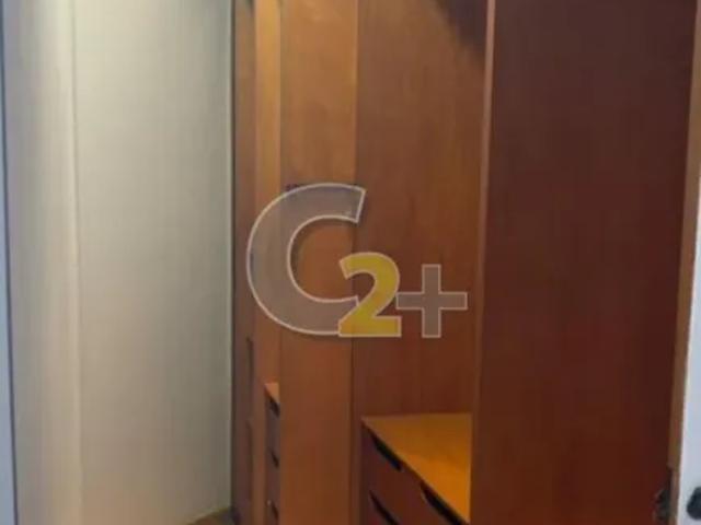 Apartamento a venda em Moema com 3 quartos sendo 3 suites e 3 vagas de garagem