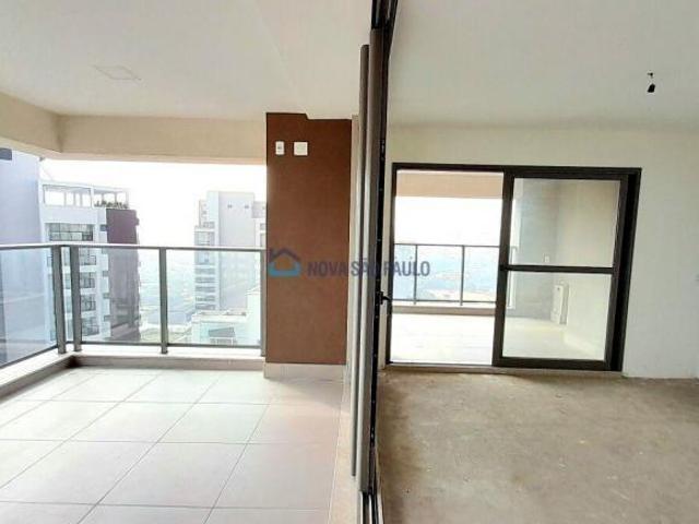 Apartamento à venda em Moema com 3 Suítes e 2 Vagas
